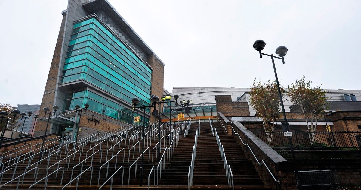 Several dead at Manchester Arena after suspected explosion during ...